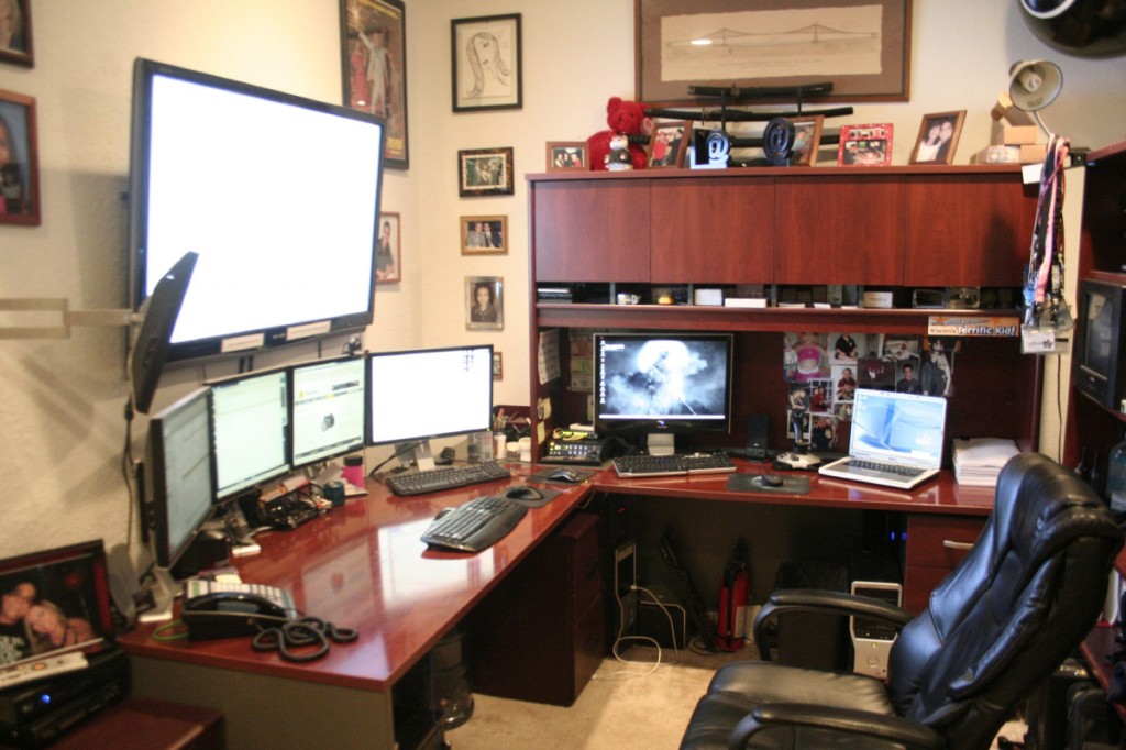 15 Envious Home Computer Setups | Inspirationfeed