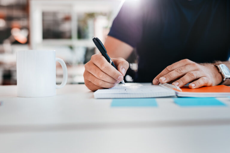 15 Jobs You Can Do With a Degree in Creative Writing | Inspirationfeed