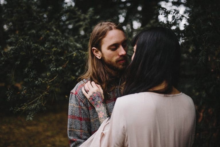 20 Ways to Be a Good Girlfriend | Inspirationfeed