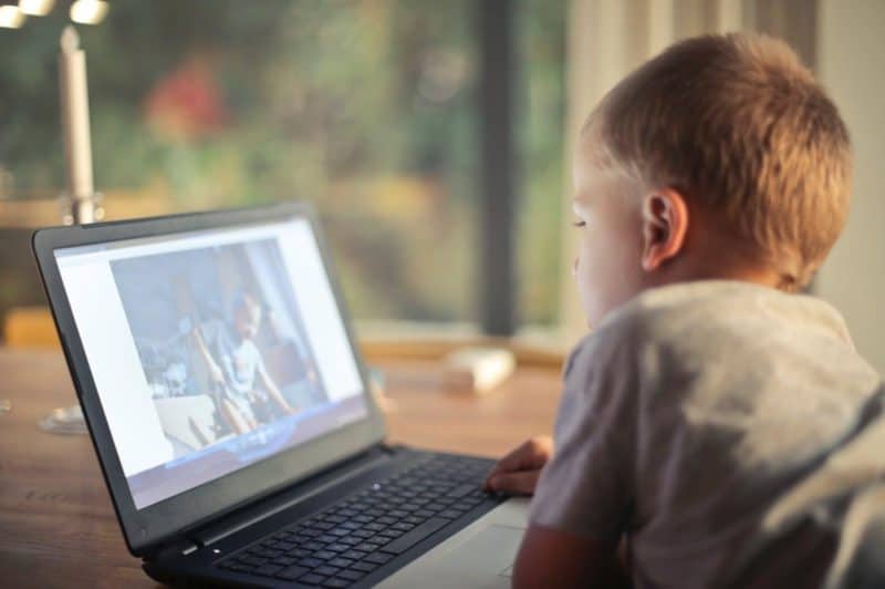 Parent Guide for Protecting Your Child on the Internet | Inspirationfeed