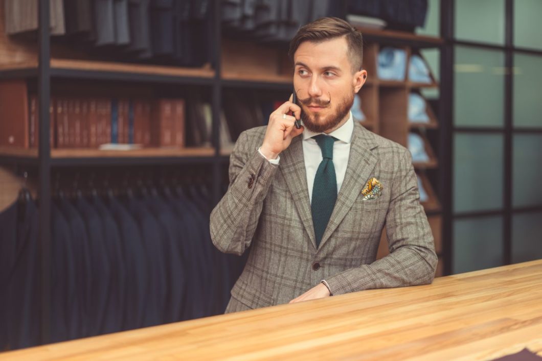 How to Make Yourself Look Professional | Inspirationfeed