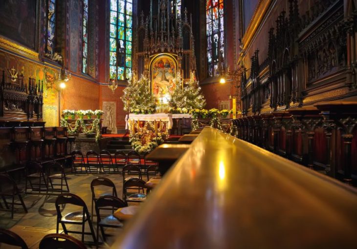 9 Christmas Service Ideas to Make Celebrations Unforgettable ...
