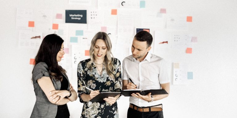 15 Jobs You Can Do With a Degree in Creative Writing | Inspirationfeed
