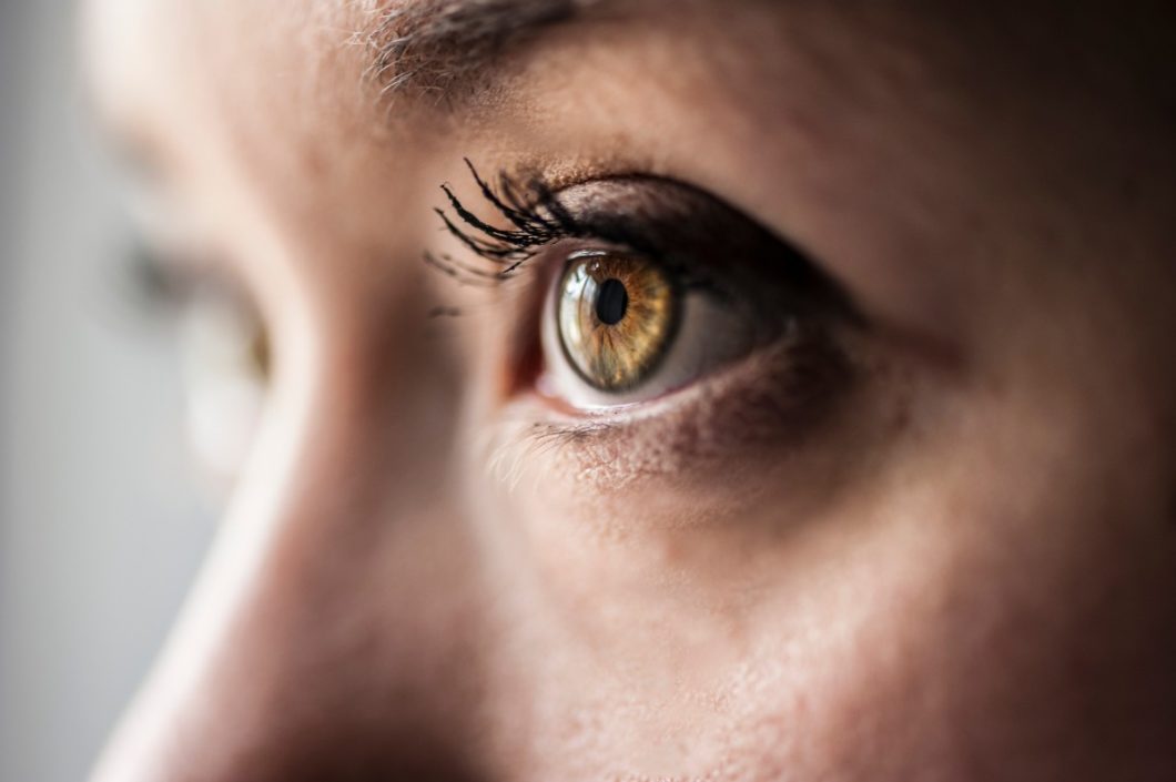 22 Surprising Hazel Eyes Facts and Theories That Will Blow Your Mind ...