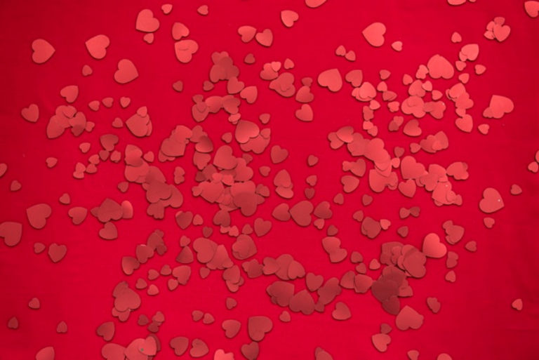 30 Dreamy Heart Wallpapers and Backgrounds for Every Romantic ...