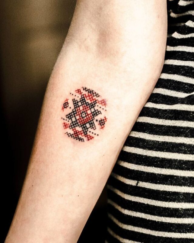 25 Rad Embroidery Tattoos (New Trend) | Inspirationfeed