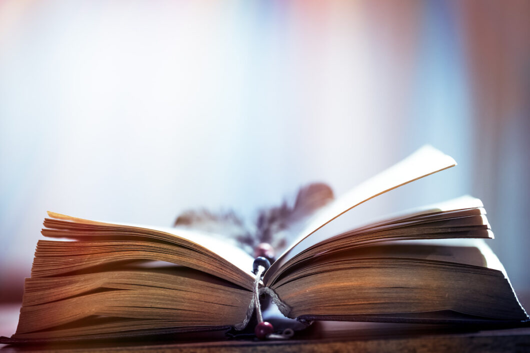 10 Different Types of Poems Categorized By Style and Rules ...