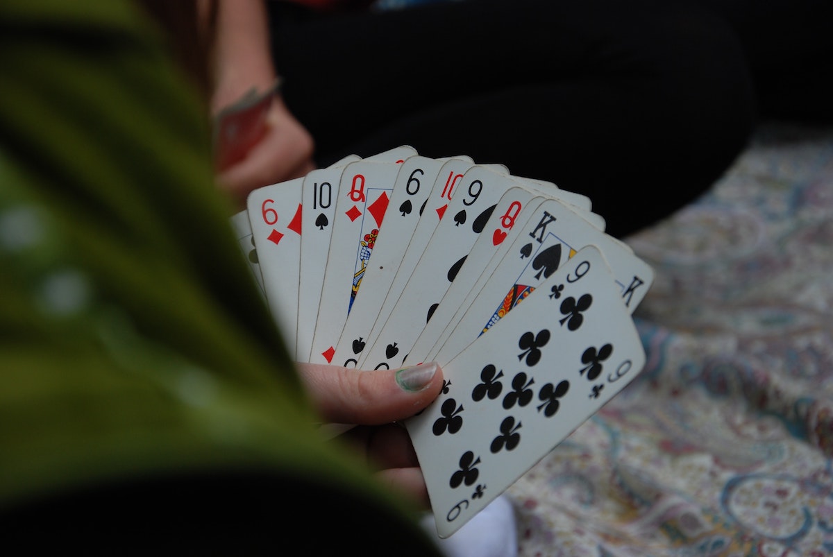 6 Best Card Games to Play on Your Next Family Game Night | Inspirationfeed