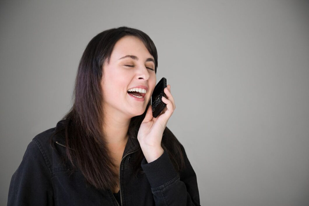 30 Hilarious Prank Call Ideas You Should Try | Inspirationfeed