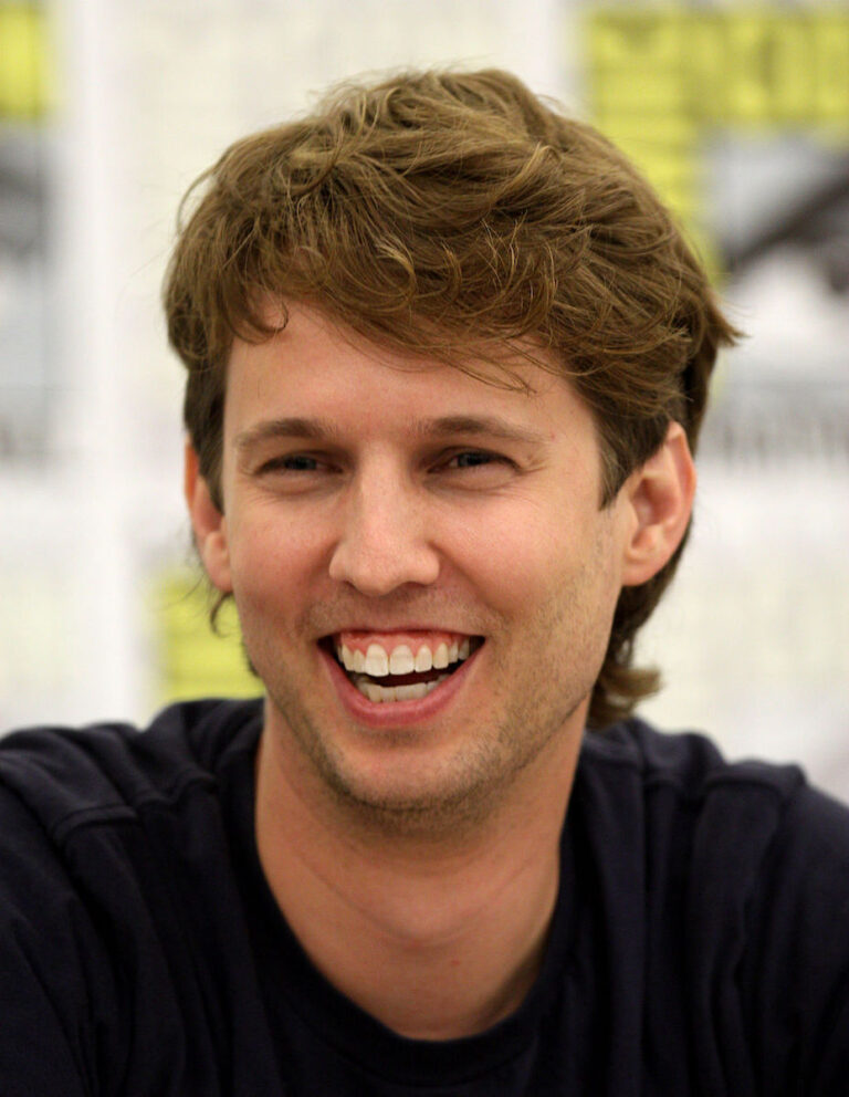 Jon Heder's Net Worth (Updated 2023) | Inspirationfeed
