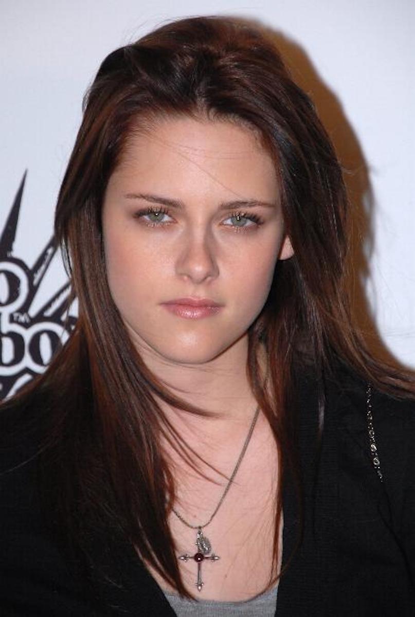Kristen Stewart's Net Worth (Updated 2023) | Inspirationfeed Kristen Stewart's Net Worth (Updated 2023) | Inspirationfeed