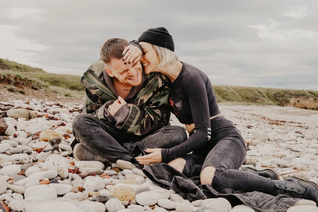 64 Dark Pickup Lines To Jazz Up Your Flirting Game | Inspirationfeed