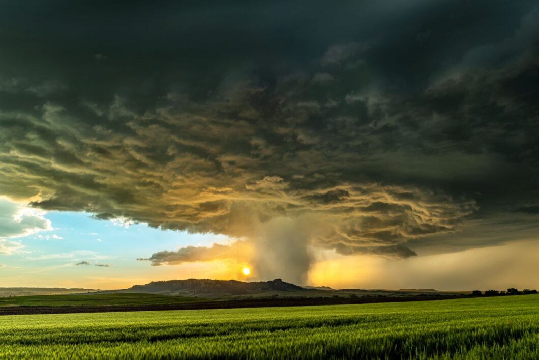 75 Tornado Facts to Blow Your Mind Away | Inspirationfeed
